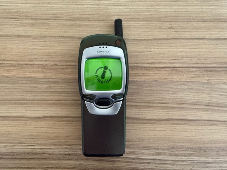 Nokia 7110 : le premier téléphone WAP, inspiré du film Matrix